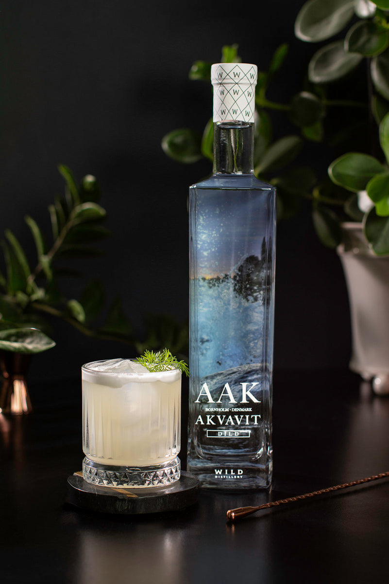Akvavit Sour – Opskrift på en frisk drink med Akvavit – Wild Distillery ...